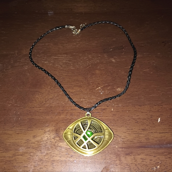 Marvel | Jewelry | Retro Deadstock Gold Tone Doctor Strange Marvel Time ...
